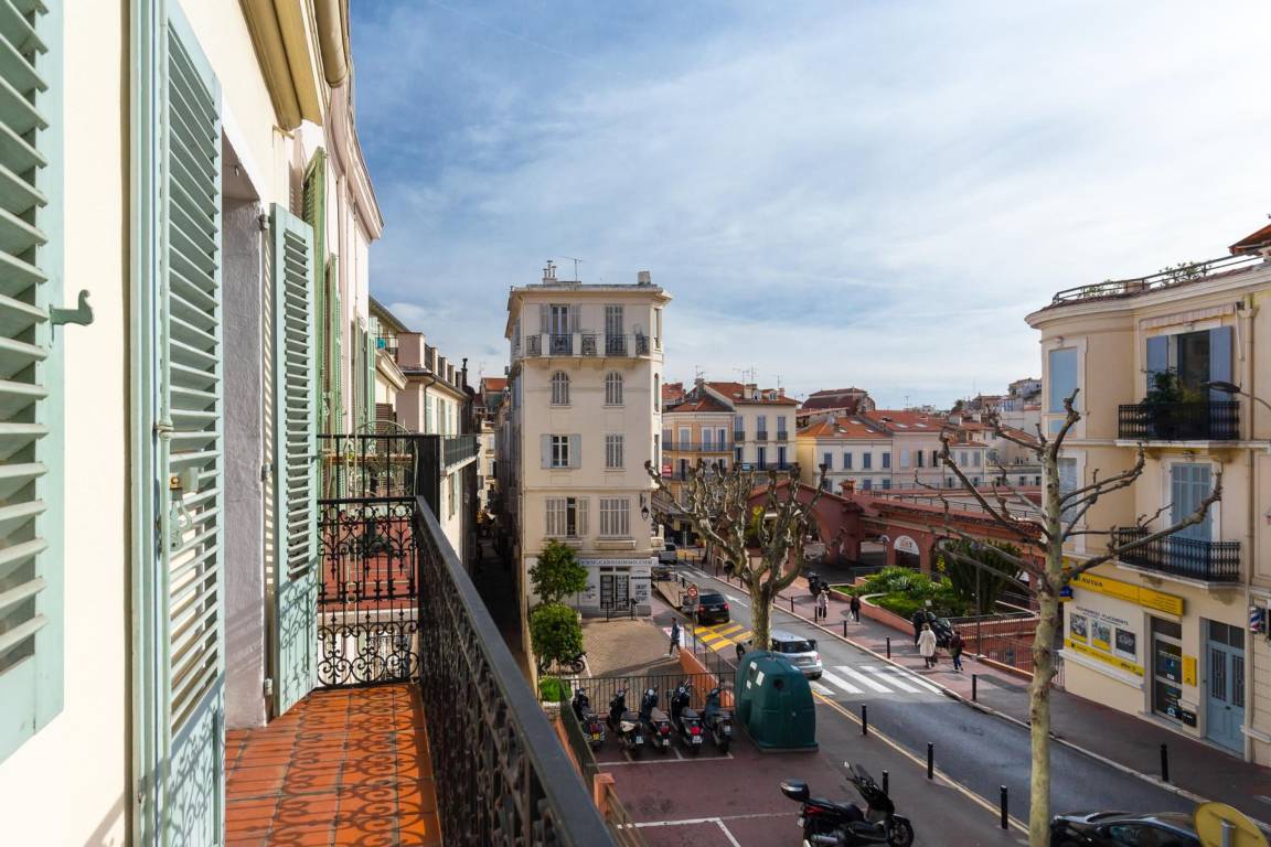 85 M² Apartment ∙ 2 Bedrooms ∙ 5 Guests - Le Cannet