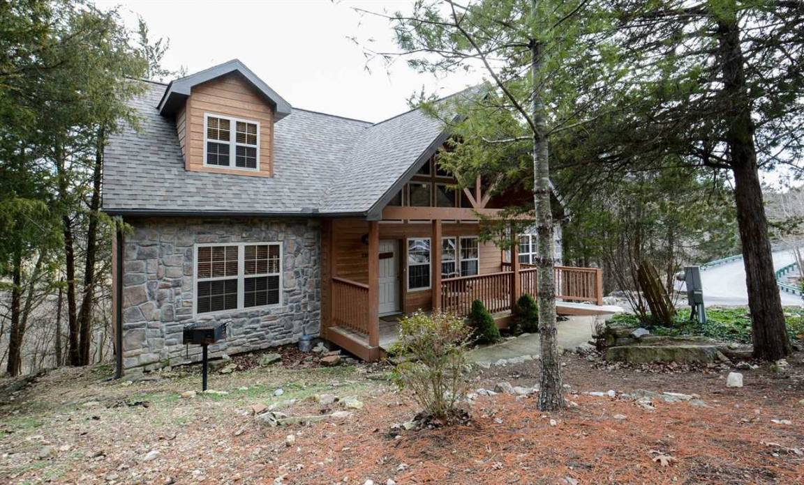 483 M² Cabin ∙ 12 Bedrooms ∙ 40 Guests - Branson, MO