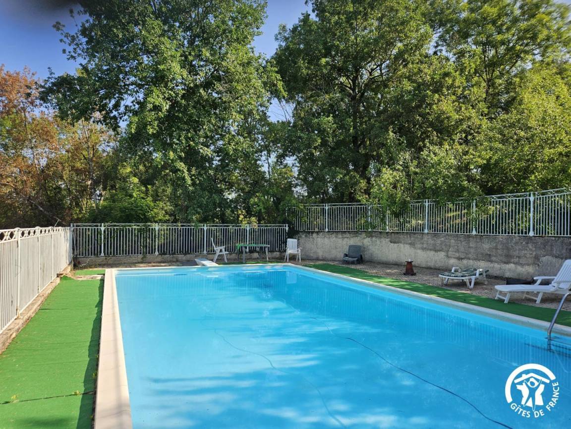 84 M² Gîte ∙ 2 Chambres ∙ 4 Personnes - Occitanie