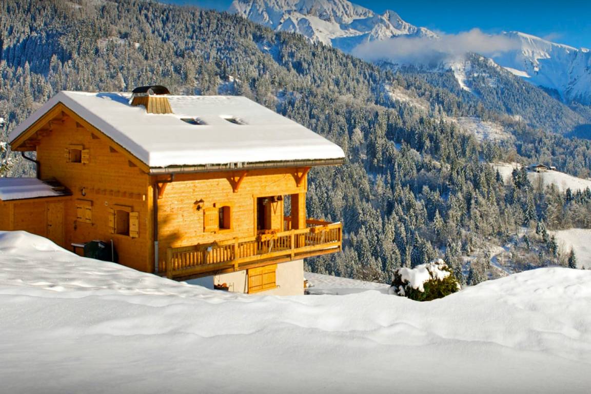 130 M² Chalet ∙ 5 Bedrooms ∙ 10 Guests - Manigod