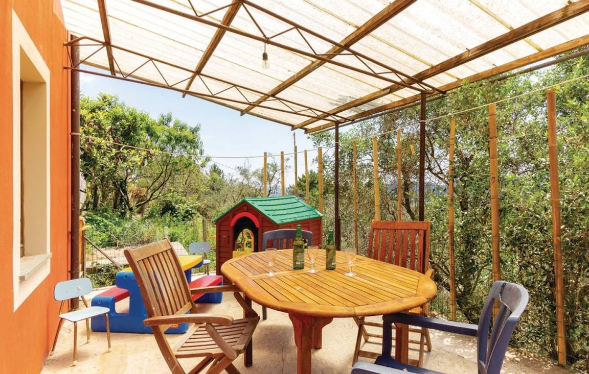 120 M² House ∙ 4 Bedrooms ∙ 10 Guests - Lucca