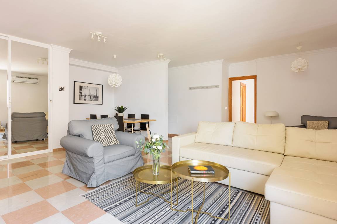 120 M² Apartment ∙ 4 Bedrooms ∙ 8 Guests - Malaga Province, Espagne