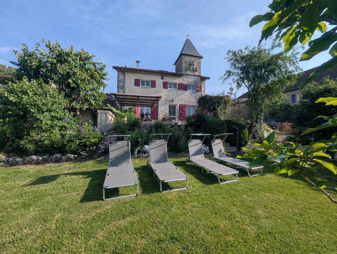 170 M² Gîte ∙ 5 Chambres ∙ 10 Personnes - Haute-Marne