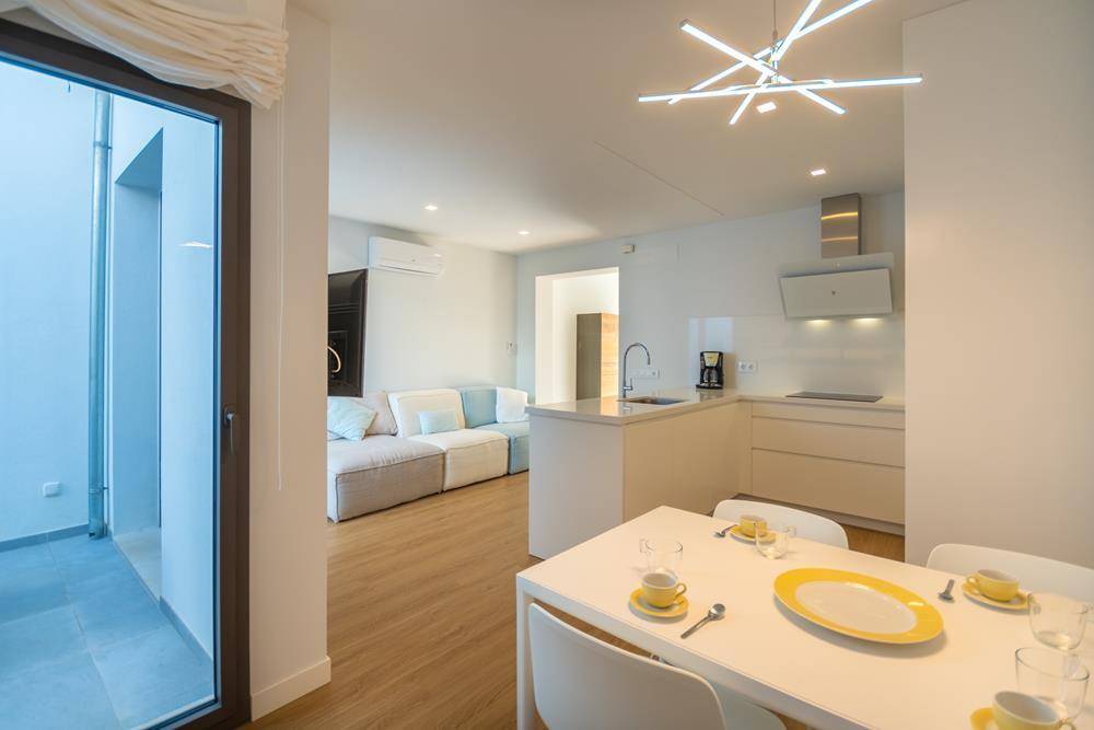 70 M² Ferienhaus ∙ 2 Schlafzimmer ∙ 3 Gäste - Sa Coma