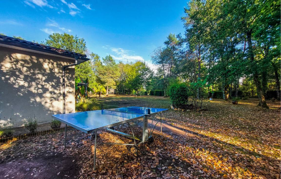 200 M² House ∙ 3 Bedrooms ∙ 6 Guests - Périgueux