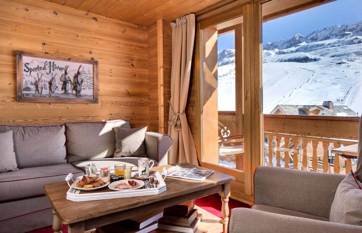 75 M² Hotel ∙ 1 Bedroom ∙ 4 Guests - Le Bourg-d'Oisans