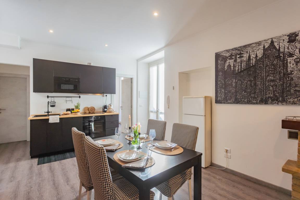 75 M² Apartment ∙ 2 Bedrooms ∙ 4 Guests - Como