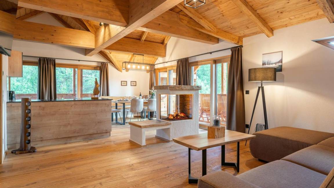83 M² Ferienwohnung ∙ 2 Schlafzimmer ∙ 6 Gäste - Mariapfarr