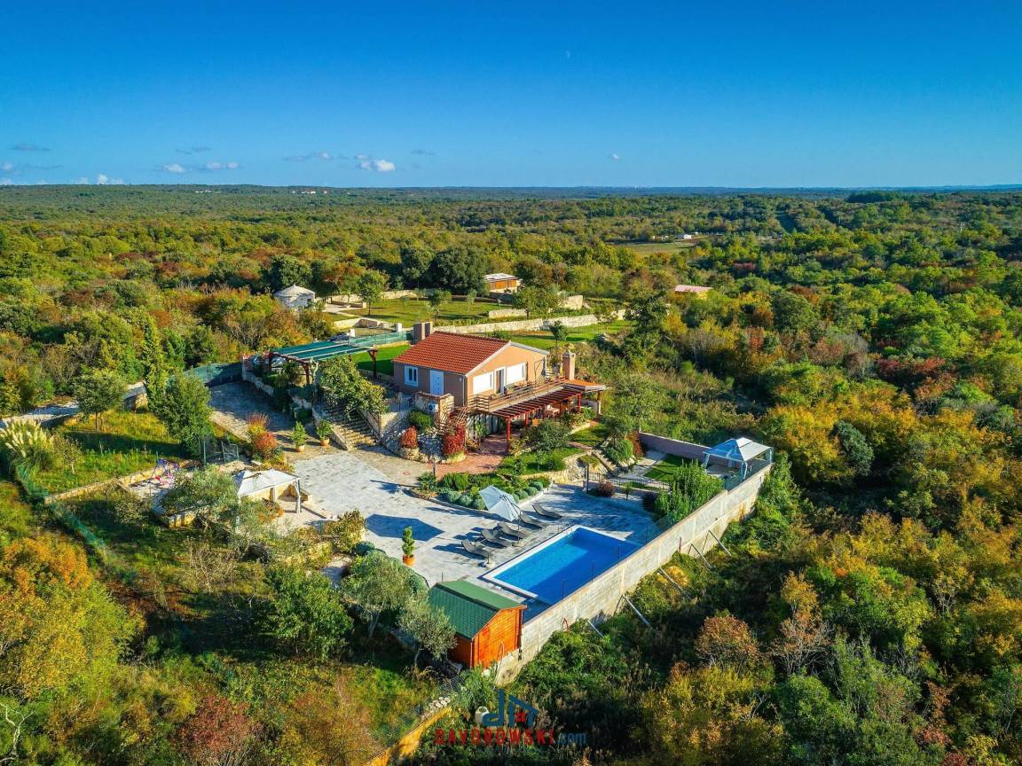 75 M² House ∙ 2 Bedrooms ∙ 6 Guests - Rovinj