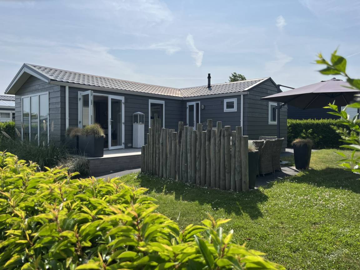 52 M² Ferienhaus ∙ 2 Schlafzimmer ∙ 5 Gäste - Oostkapelle