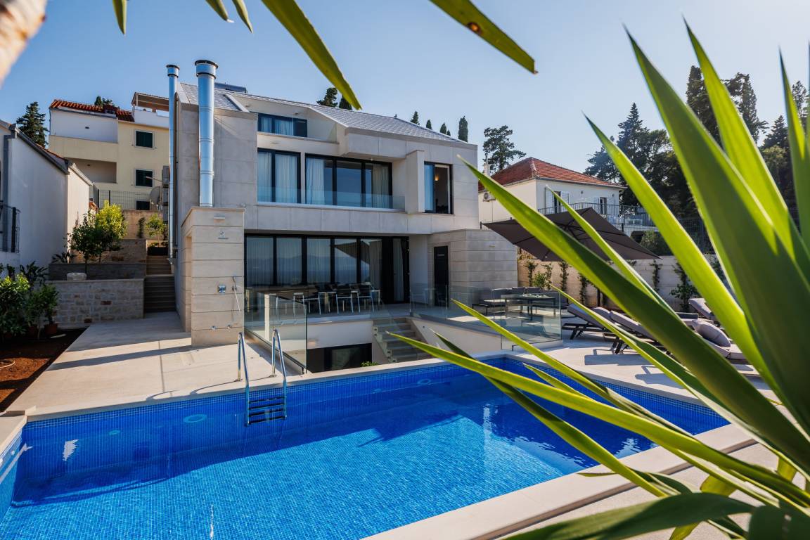 400 M² Villa Vacanza ∙ 4 Camere Da Letto ∙ 10 Ospiti - San Giovanni di Brazza