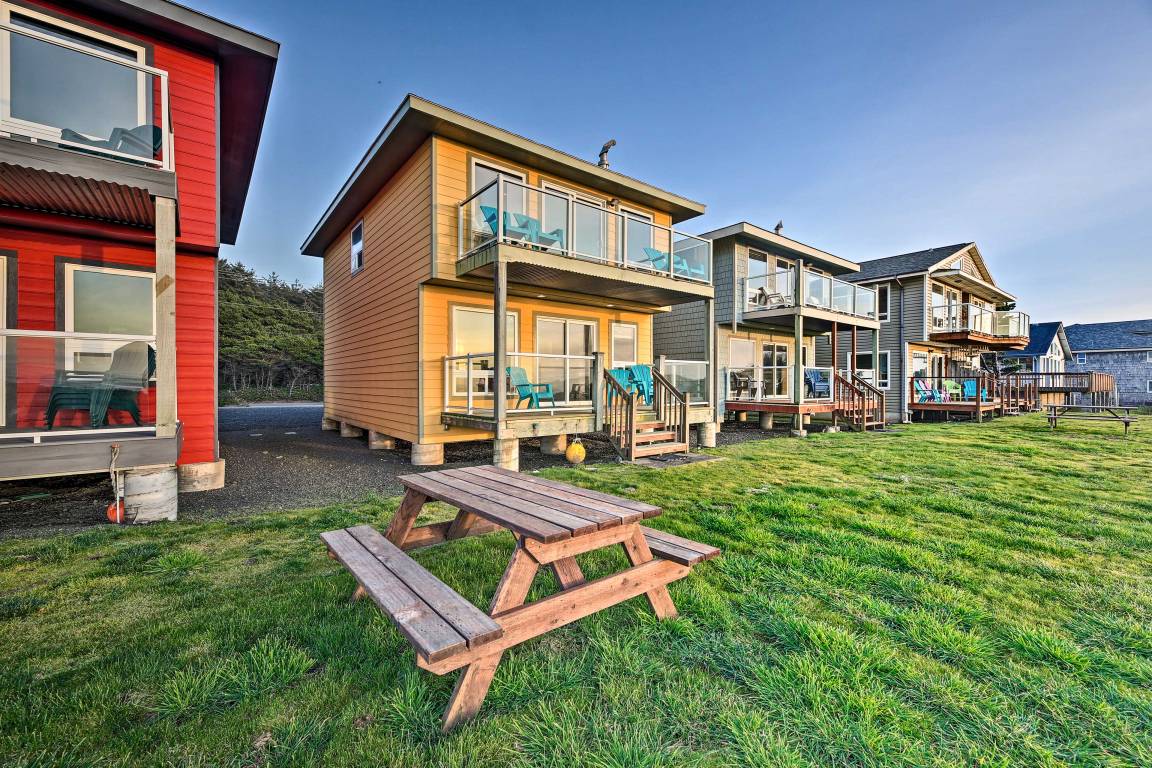 123 M² Cottage ∙ 2 Bedrooms ∙ 8 Guests - Yachats, OR