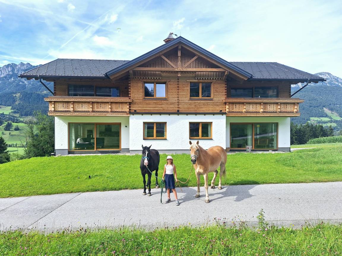 75 M² Appartement ∙ 2 Chambres ∙ 6 Personnes - Schladming