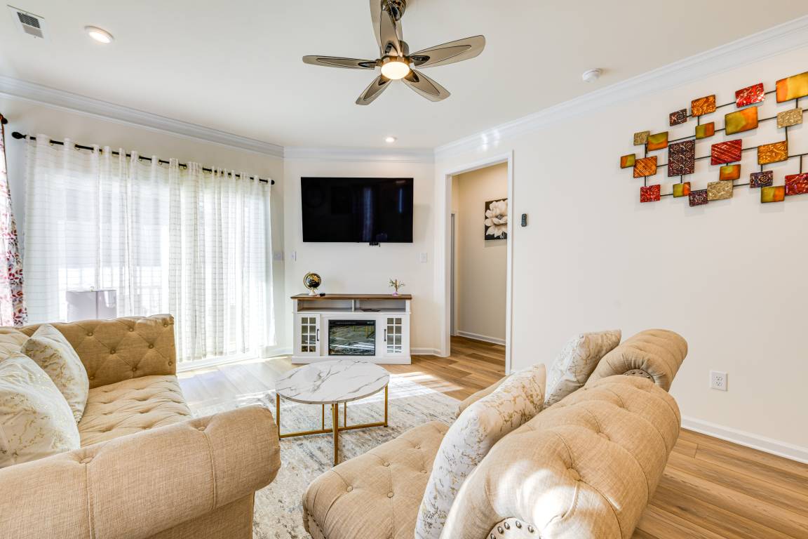 195 M² House ∙ 5 Bedrooms ∙ 10 Guests - Chesterfield, VA