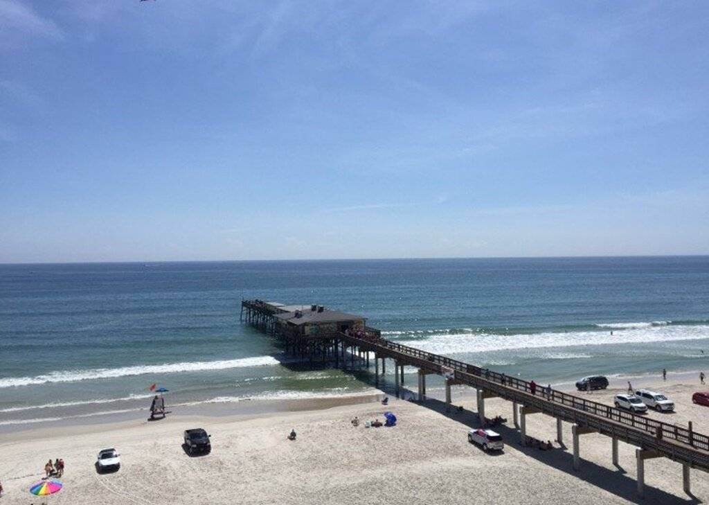 Condo ∙ 1 Bedroom ∙ 4 Guests - Daytona Beach Shores, FL