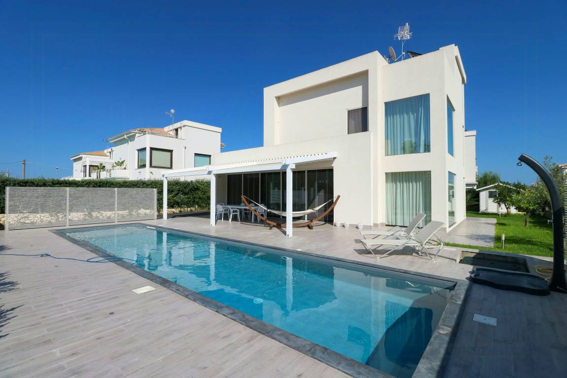 250 M² Casa Vacanza ∙ 3 Camere Da Letto ∙ 6 Ospiti - Floridia