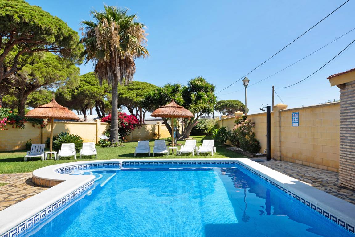 30 M² Casa ∙ 1 Habitación ∙ 4 Huéspedes - Conil de la Frontera