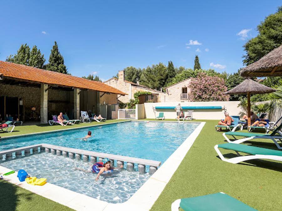 30 M² Caravan ∙ 2 Bedrooms ∙ 6 Guests - Tarascon