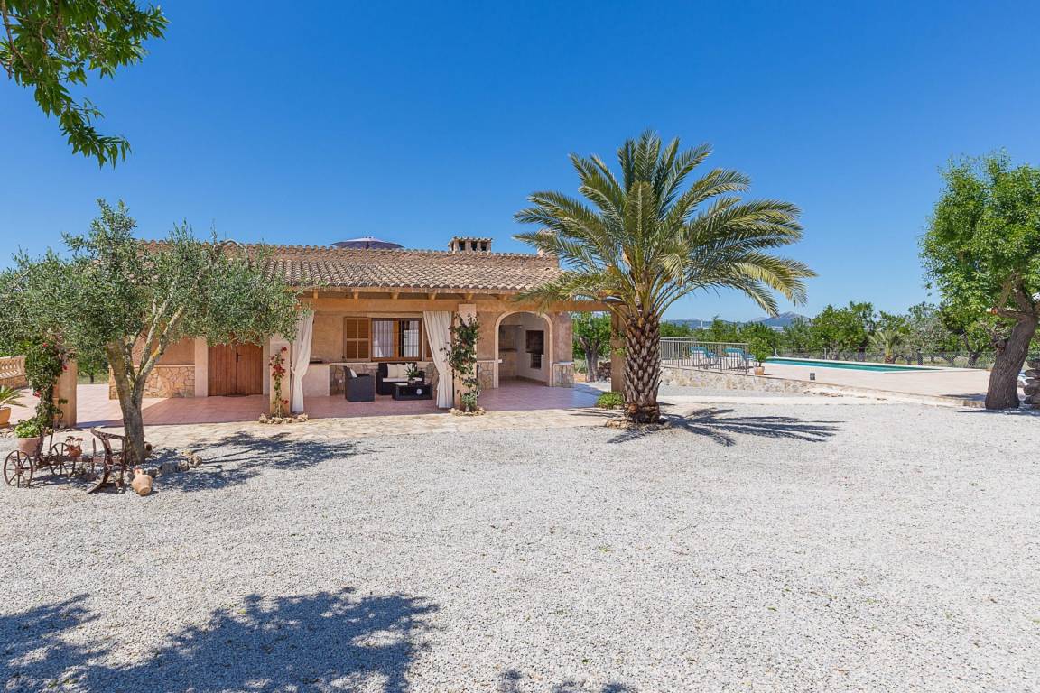 90 M² Ferienhaus ∙ 2 Schlafzimmer ∙ 4 Gäste - Santa Margalida