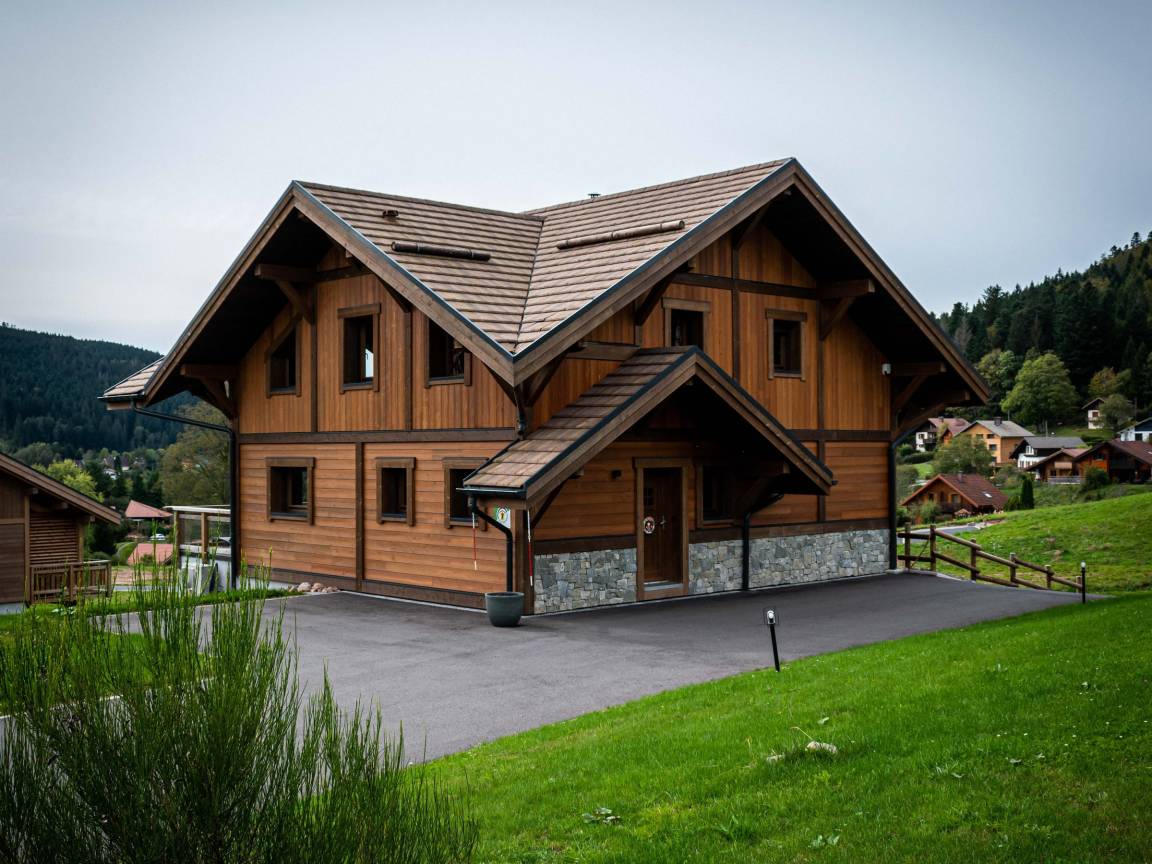 140 M² Cottage ∙ 4 Chambres ∙ 10 Personnes - Gérardmer