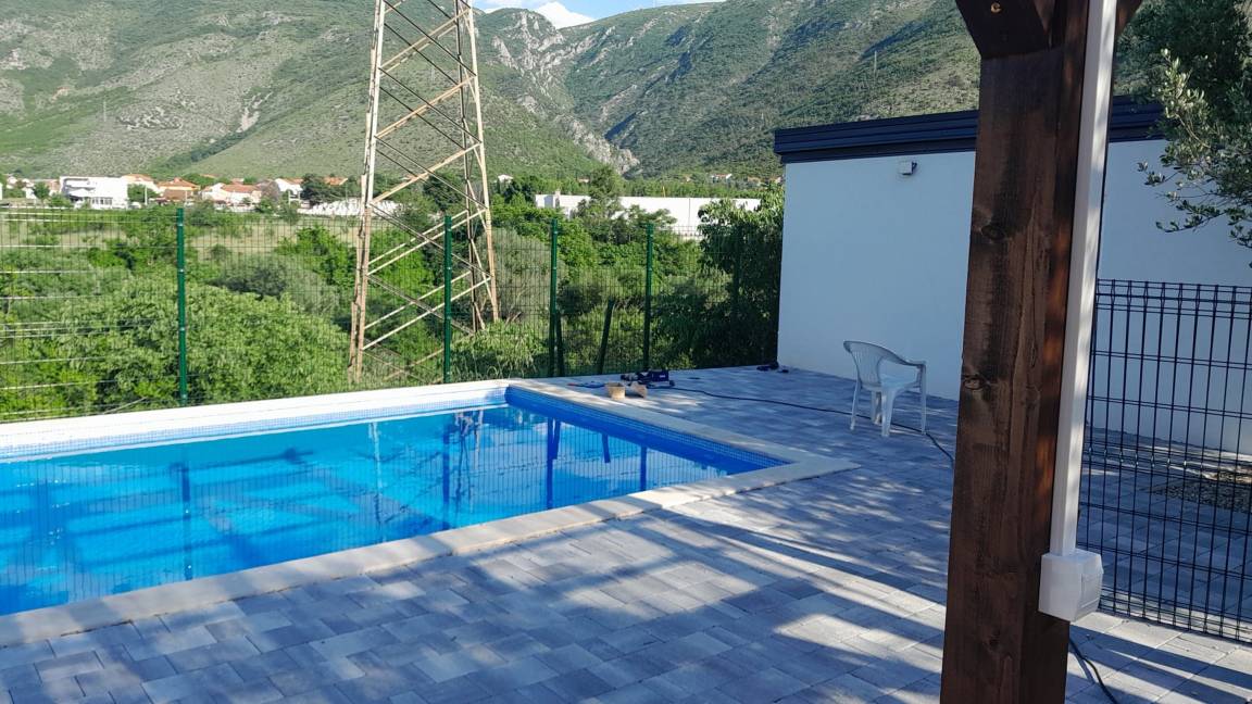 80 M² Ferienwohnung ∙ 2 Schlafzimmer ∙ 6 Gäste - Mostar