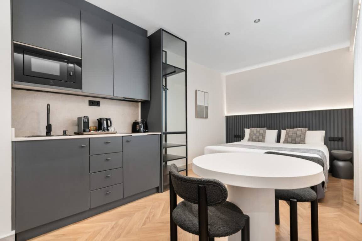 25 M² Ferienwohnung ∙ 2 Schlafzimmer ∙ 2 Gäste - Madrid