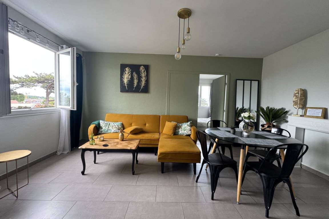 70 M² Apartment ∙ 2 Bedrooms ∙ 5 Guests - Ouistreham