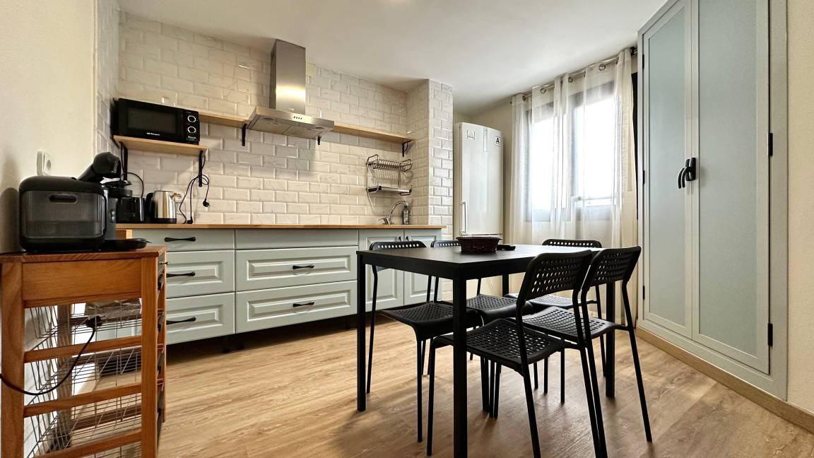 85 M² Appartement ∙ 3 Chambres ∙ 6 Personnes - Alicante