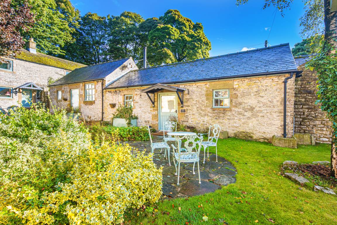 Cottage ∙ 2 Bedrooms ∙ 4 Guests - Bakewell