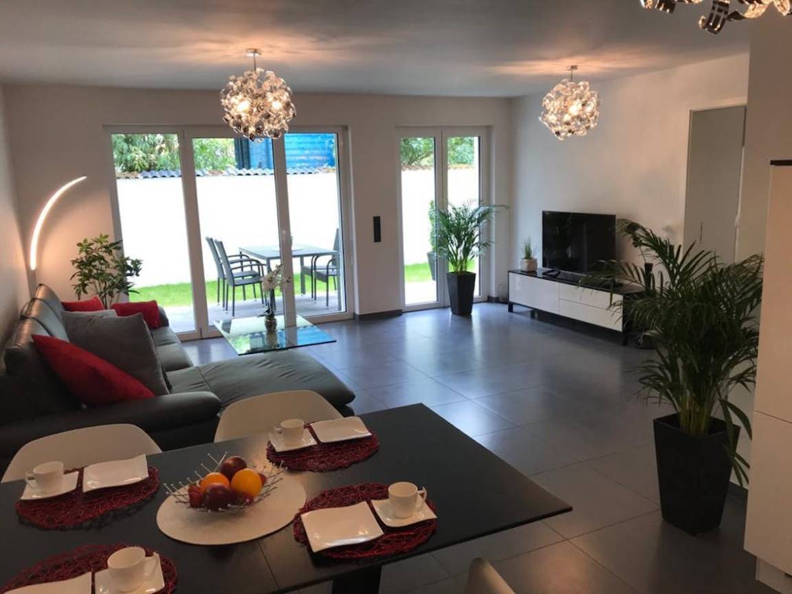 90 M² Ferienwohnung ∙ 2 Schlafzimmer ∙ 4 Gäste - Lahnstein