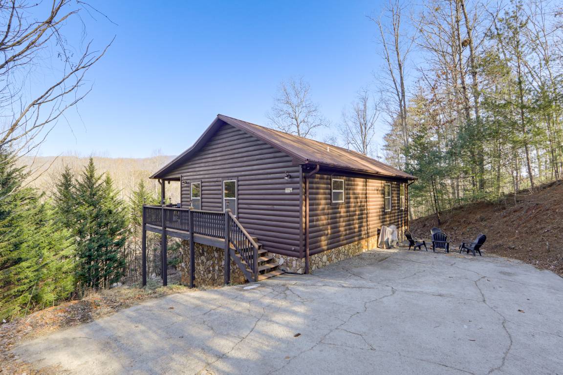 91 M² House ∙ 2 Bedrooms ∙ 5 Guests - Cherokee, NC