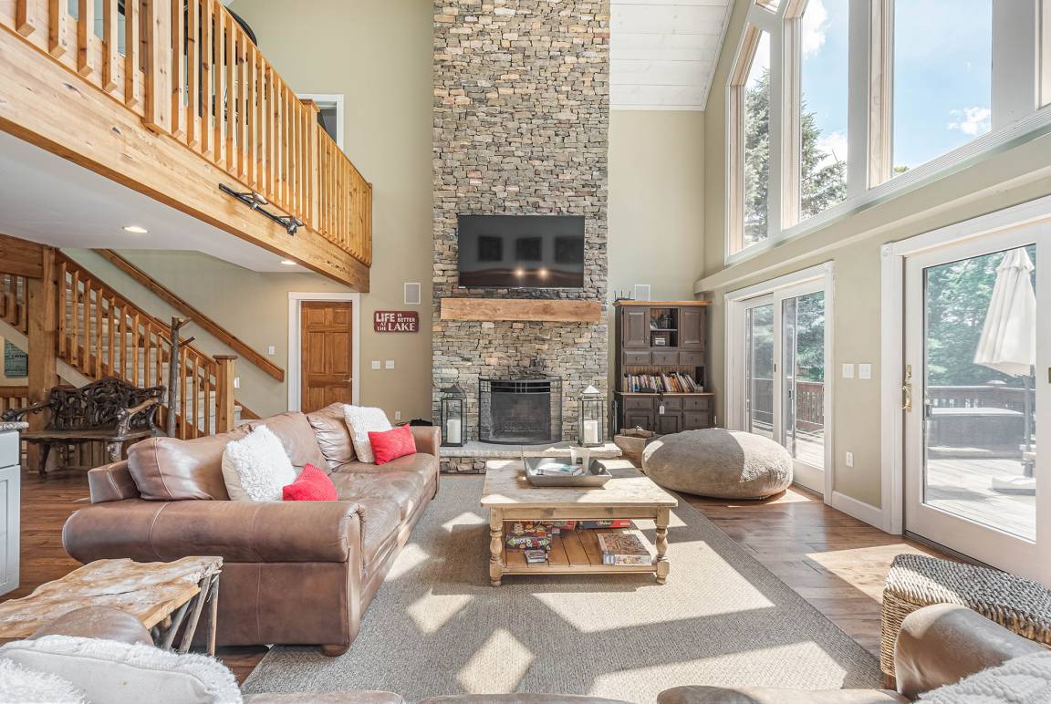 353 M² House ∙ 6 Bedrooms ∙ 16 Guests - Deep Creek Lake, MD