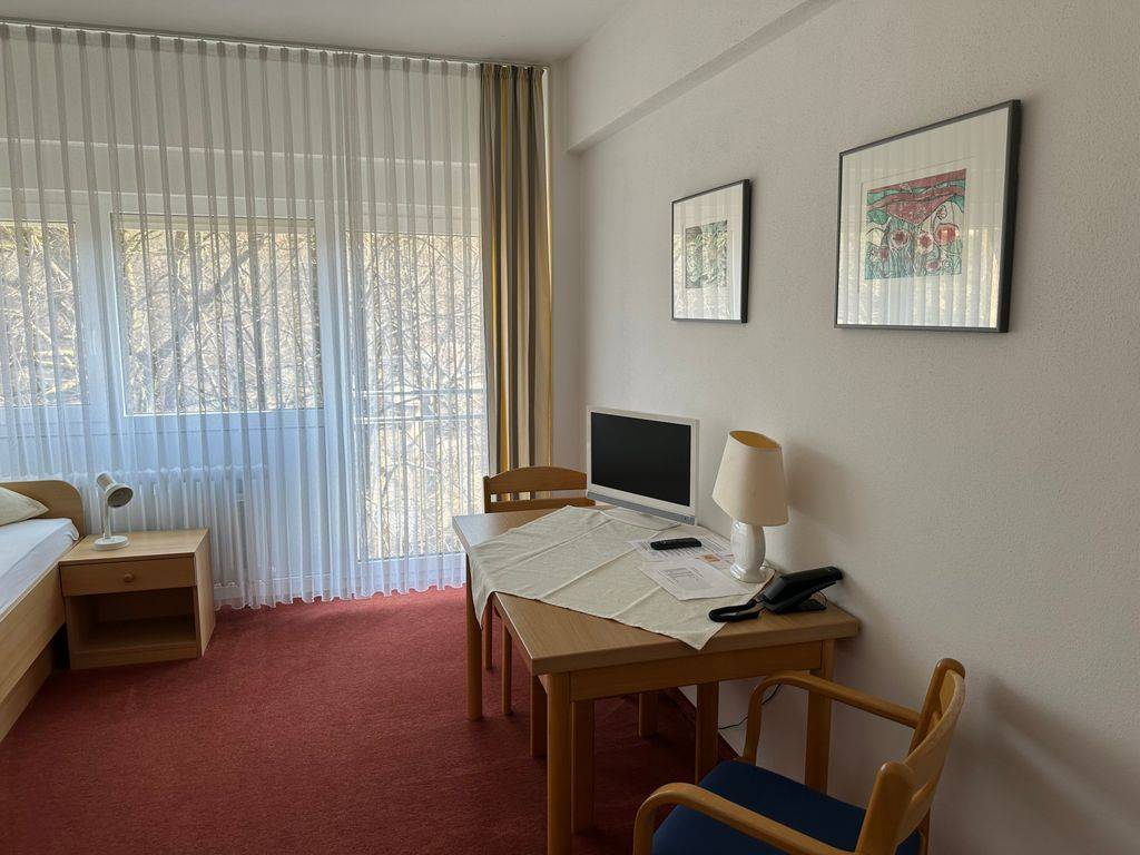 20 M² Ferienwohnung ∙ 1 Schlafzimmer ∙ 2 Gäste - Hollfeld