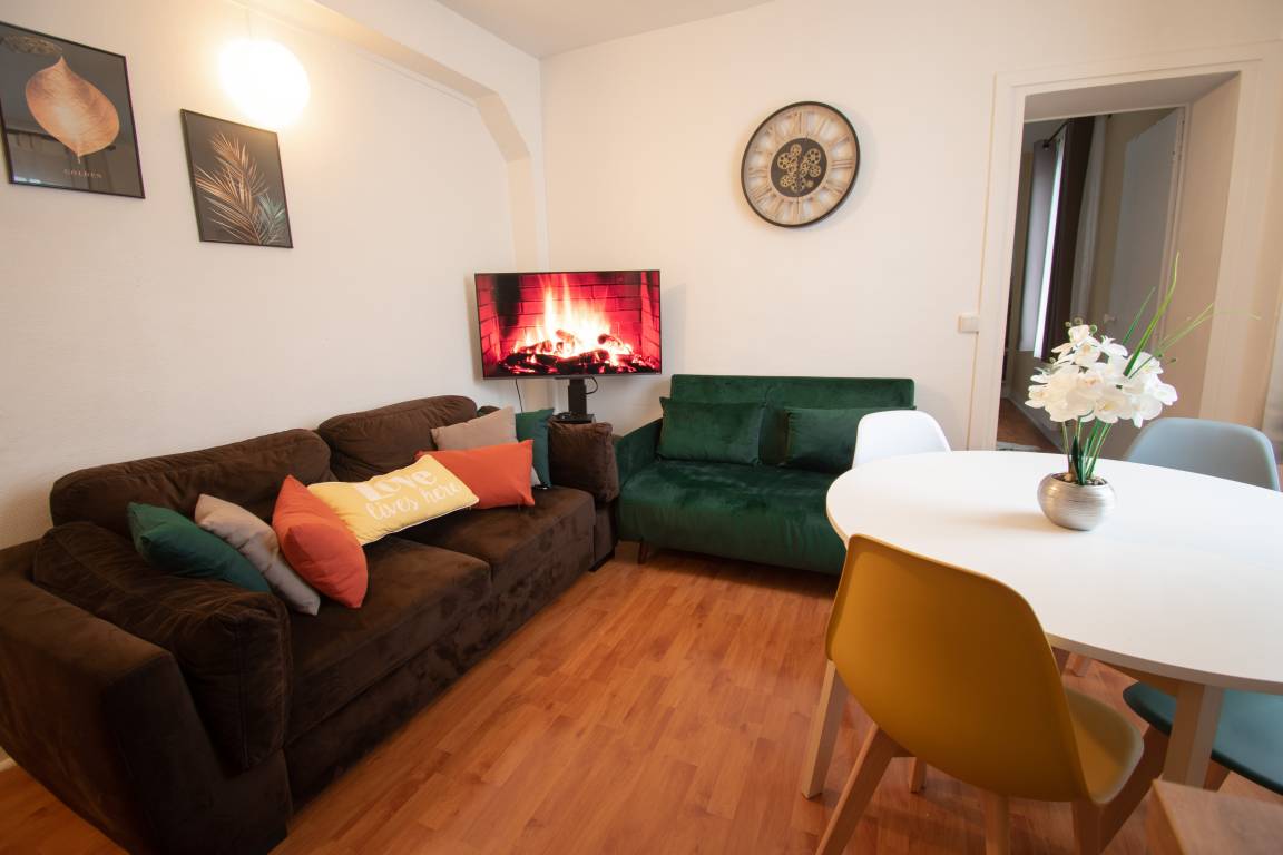 32 M² Appartement ∙ 2 Chambres ∙ 3 Personnes - Gentilly