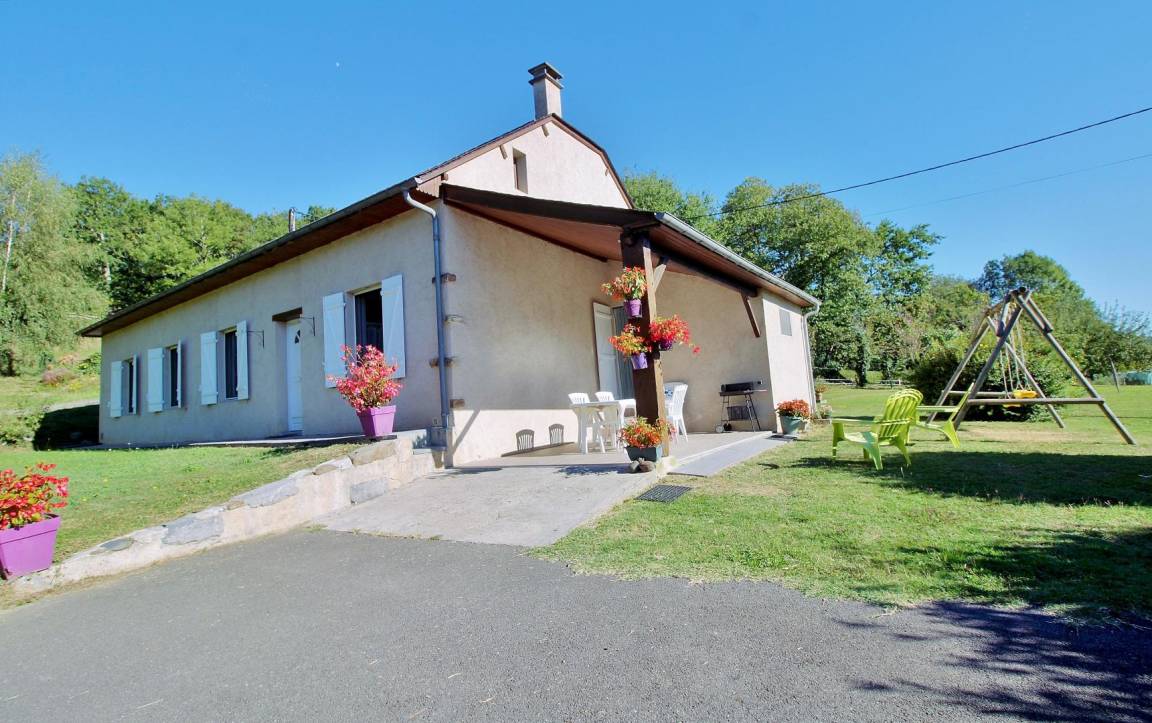 80 M² Gîte ∙ 3 Chambres ∙ 6 Personnes - Tarbes