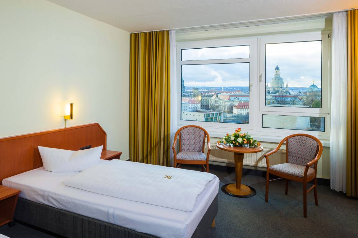 Hotel ∙ 1 Schlafzimmer ∙ 2 Gäste - Dresden
