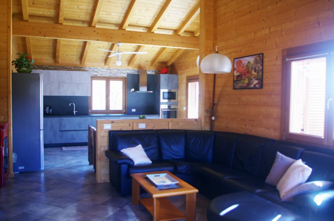 100 M² Villa ∙ 2 Habitaciones ∙ 4 Huéspedes - Netro