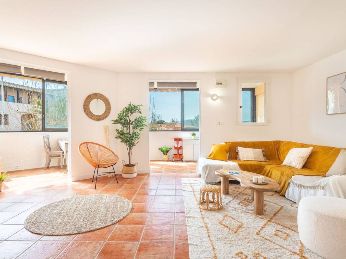 75 M² Ferienhaus ∙ 1 Schlafzimmer ∙ 4 Gäste - Grimaud