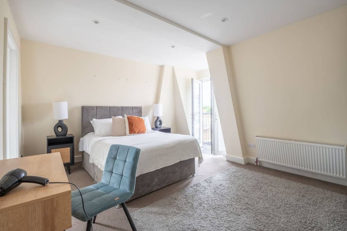 Apartment ∙ 1 Bedroom ∙ 6 Guests - London, UK