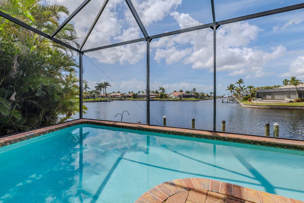 197 M² House ∙ 3 Bedrooms ∙ 8 Guests - Cape Coral, FL