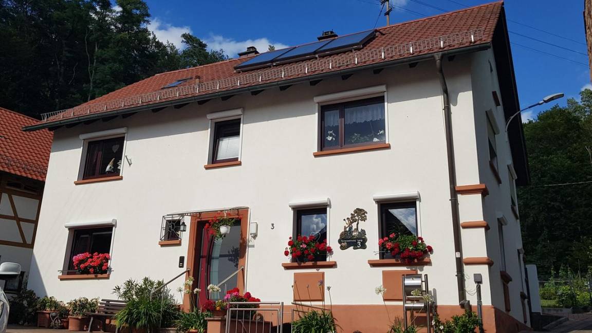 70 M² Appartement ∙ 2 Chambres ∙ 4 Personnes - Bad Bergzabern
