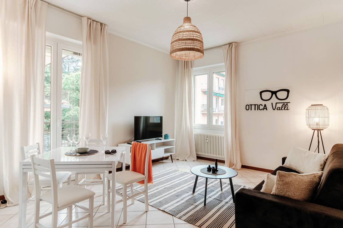 93 M² Apartment ∙ 2 Bedrooms ∙ 6 Guests - Cernobbio