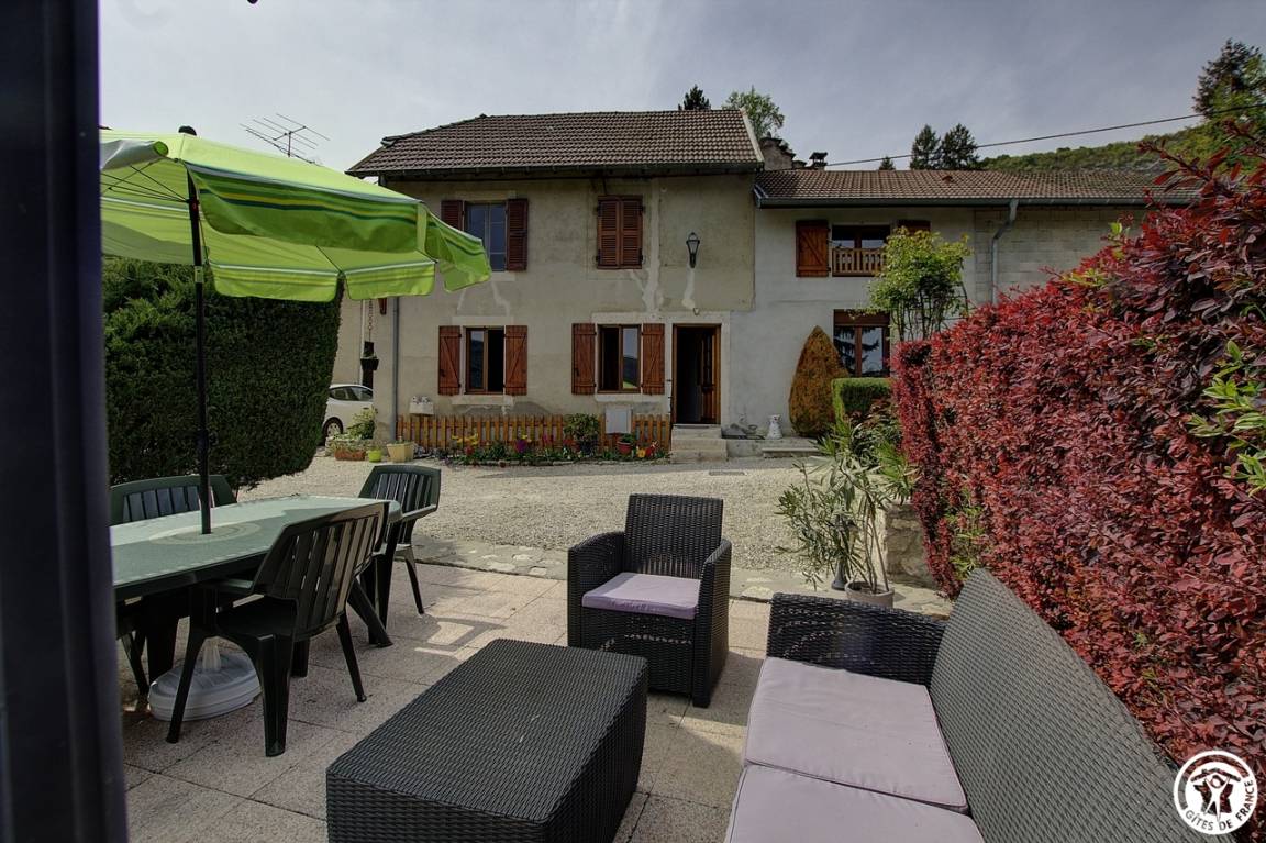 60 M² Gîte ∙ 2 Chambres ∙ 4 Personnes - Belley