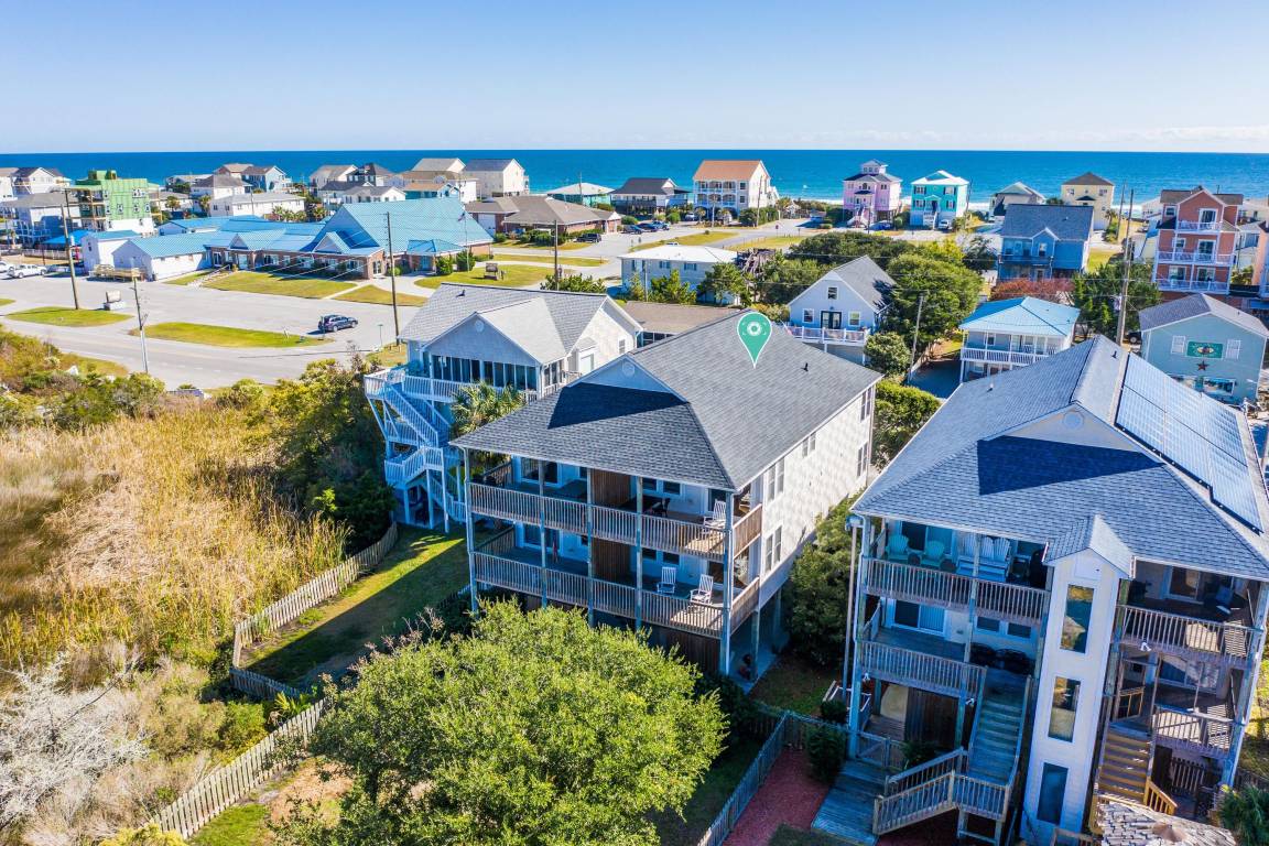 House ∙ 3 Bedrooms ∙ 8 Guests - Surf City, NC
