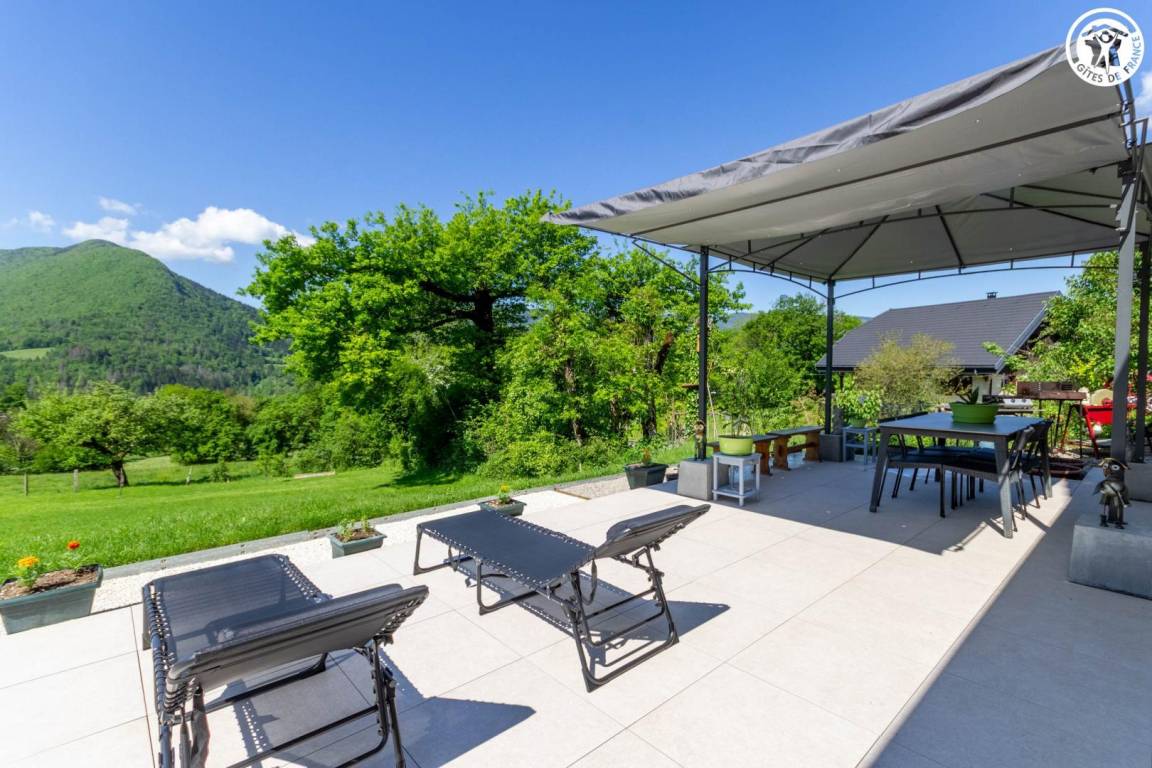 88 M² Gîte ∙ 2 Chambres ∙ 4 Personnes - Lescheraines