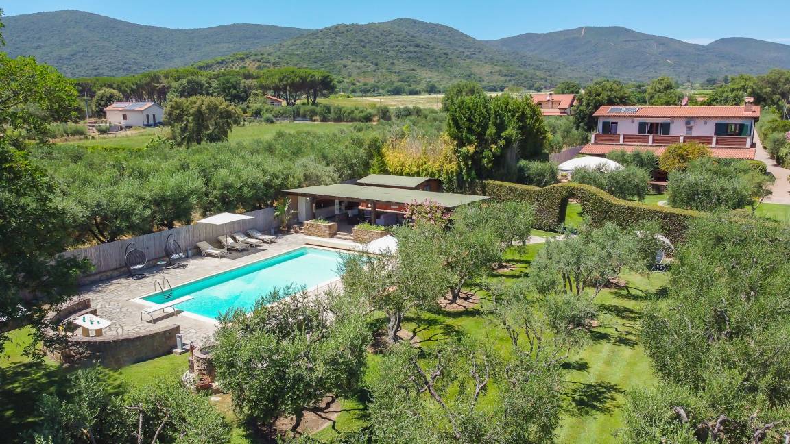 400 M² Villa ∙ 5 Schlafzimmer ∙ 9 Gäste - Castiglione della Pescaia