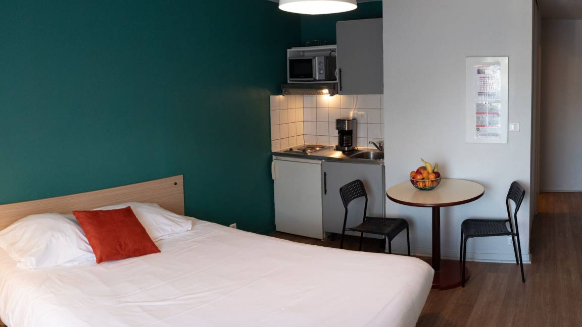 18 M² Studio ∙ 1 Schlafzimmer ∙ 2 Gäste - Brest