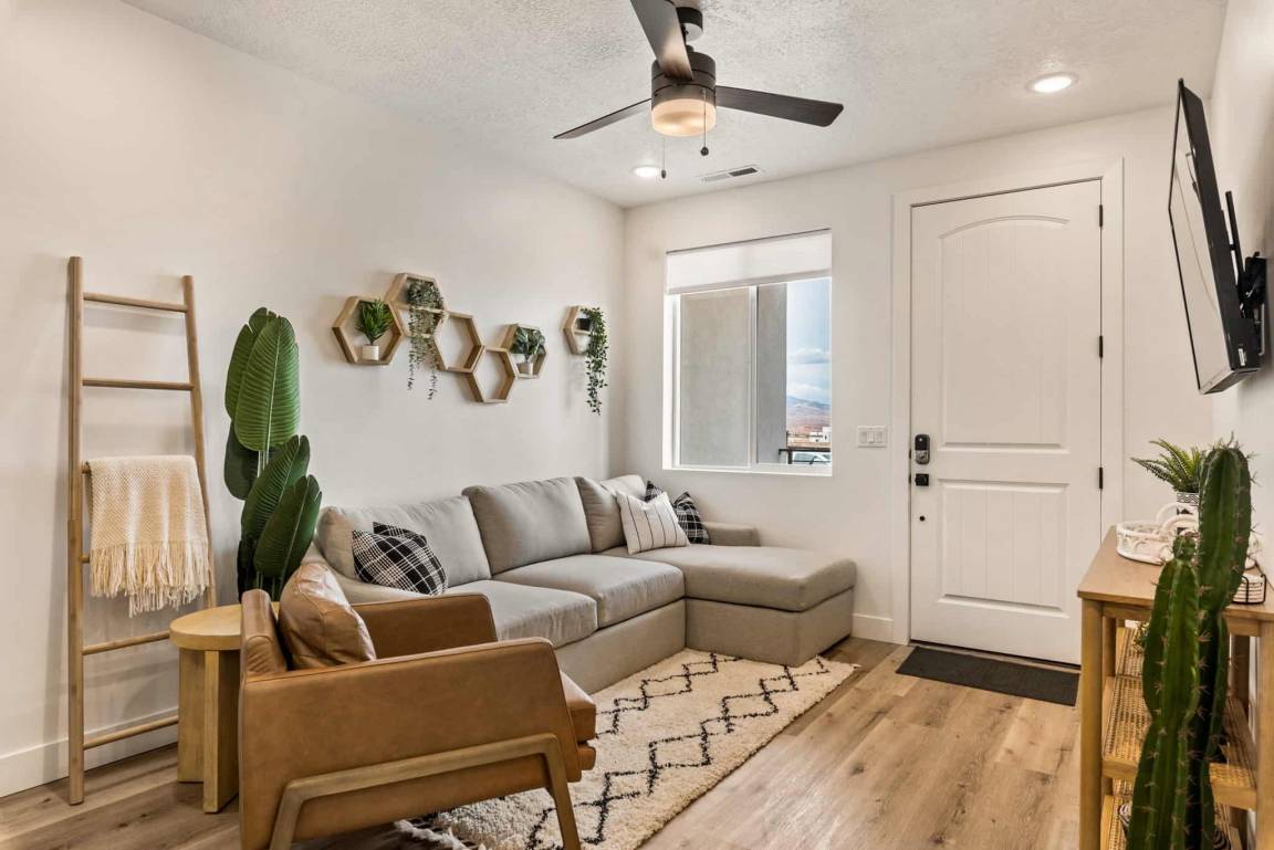 158 M² Ferienwohnung ∙ 3 Schlafzimmer ∙ 12 Gäste - St. George, UT