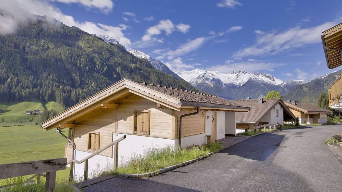 115 M² House ∙ 4 Bedrooms ∙ 9 Guests - Gerlos