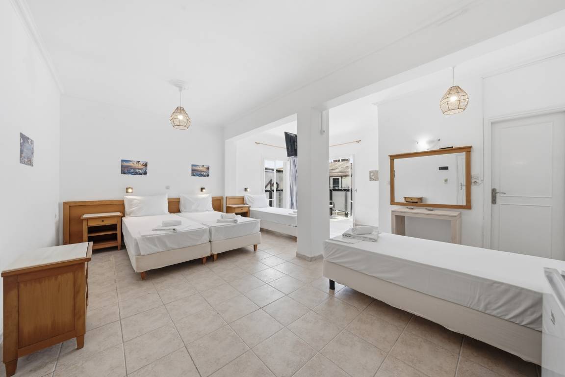 35 M² Chambre D'hôtes ∙ 1 Chambre ∙ 3 Personnes - Corfù